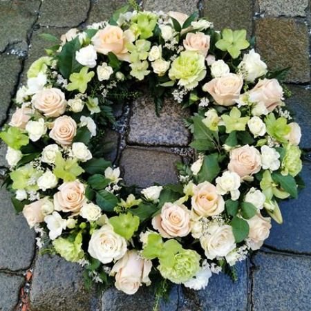 Krans Bergen levering begravelse kirke seremoni Møllendal